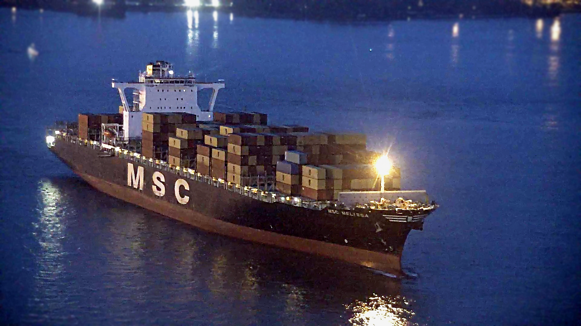 The Port of Montreal hails the arrival of the largest container ship to ...